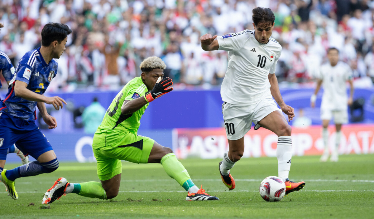 Images - Group D: Iraq v Japan