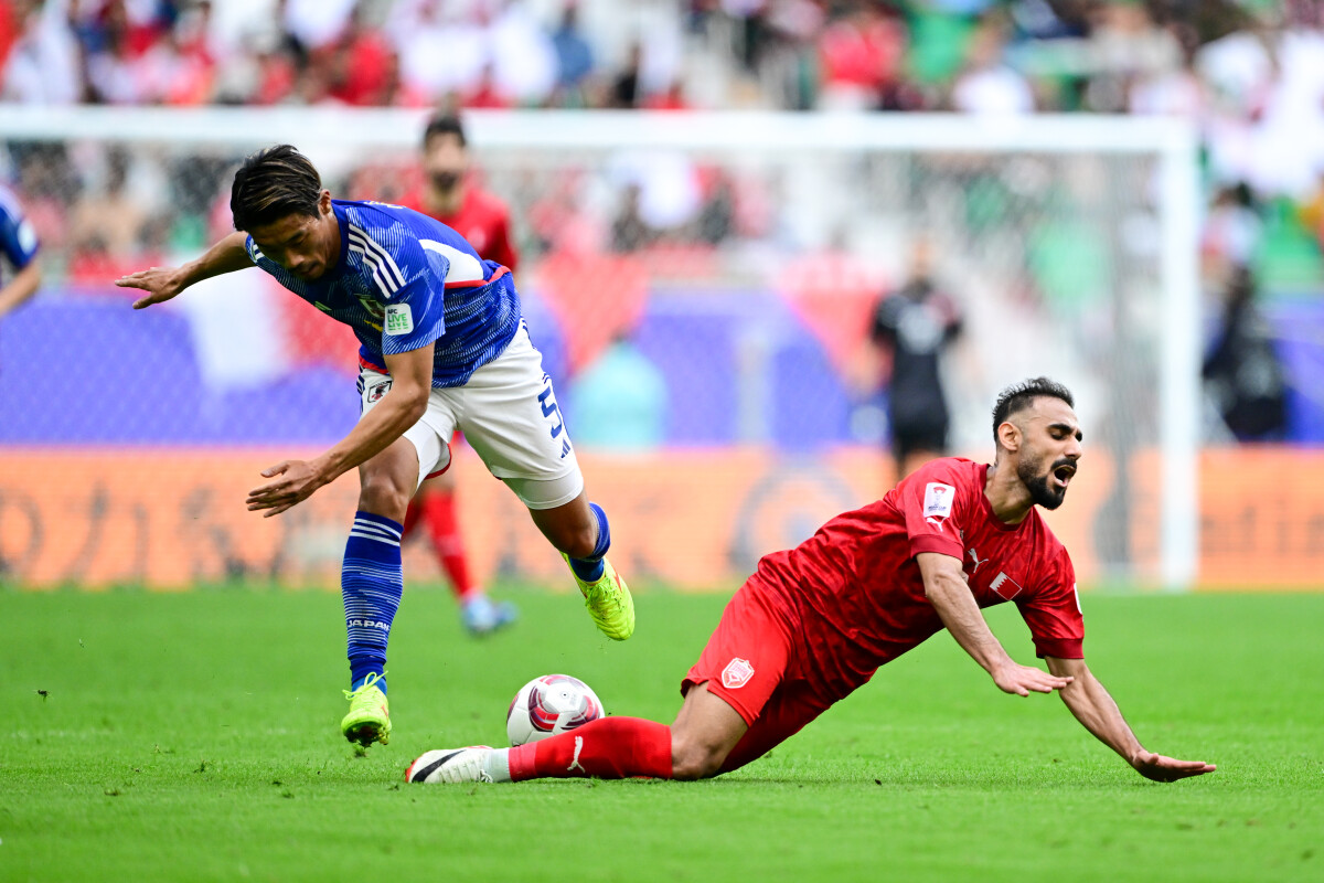Images - R16: Bahrain v Japan