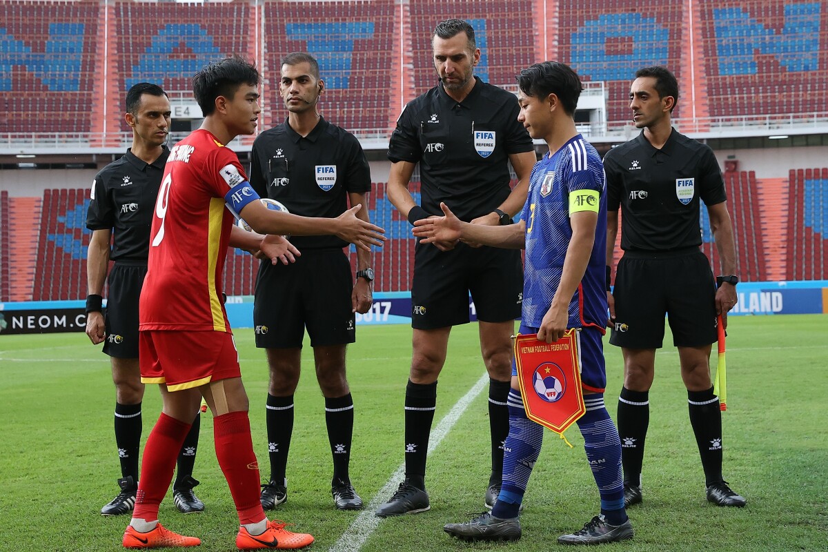 Group D: Vietnam v Japan