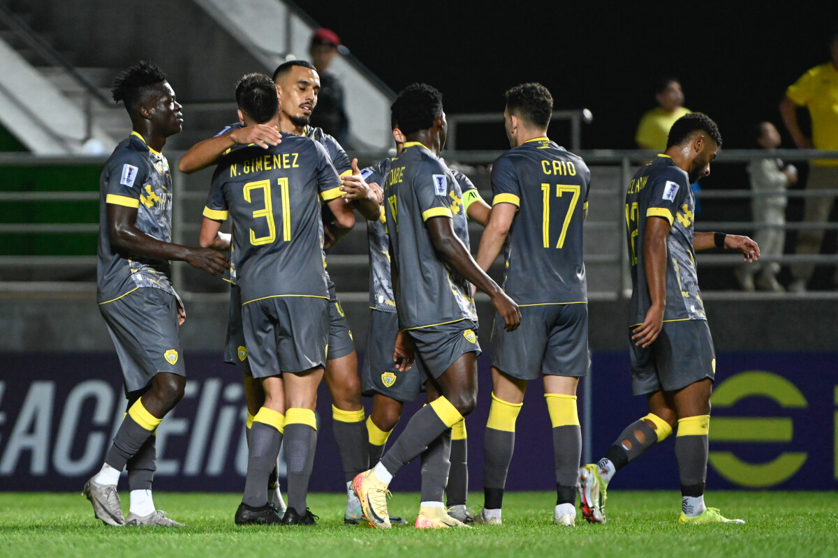 Pakhtakor fc store