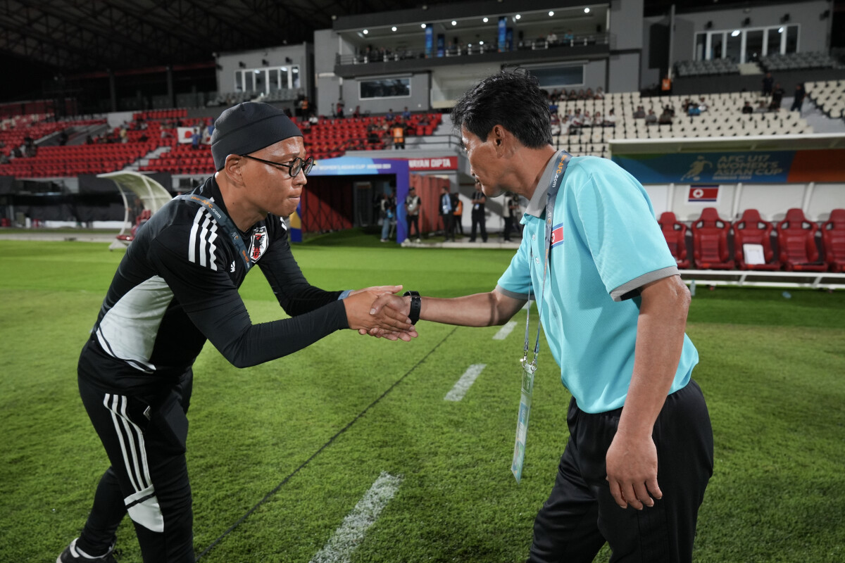 Images - Final: DPR Korea v Japan