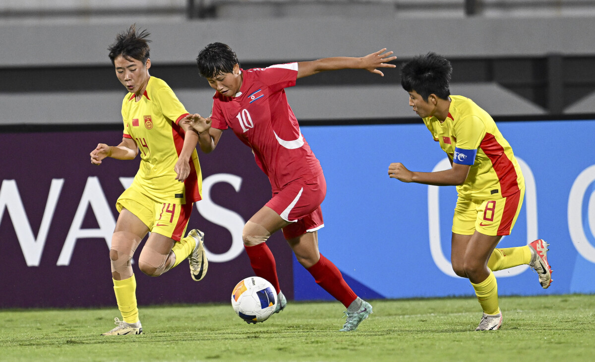 Semi-final - DPR v China PR