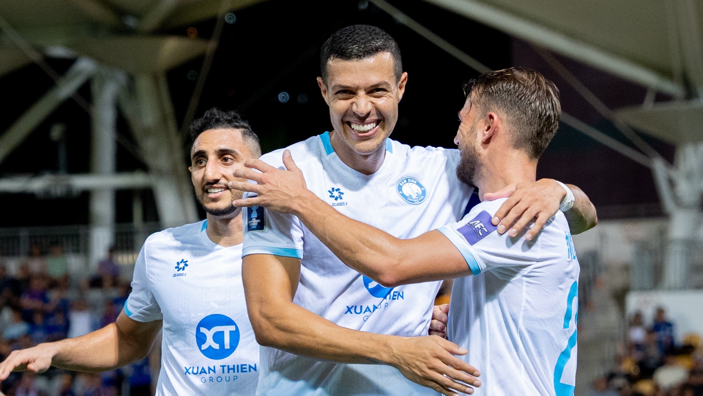 Mulheres lindas fudeno