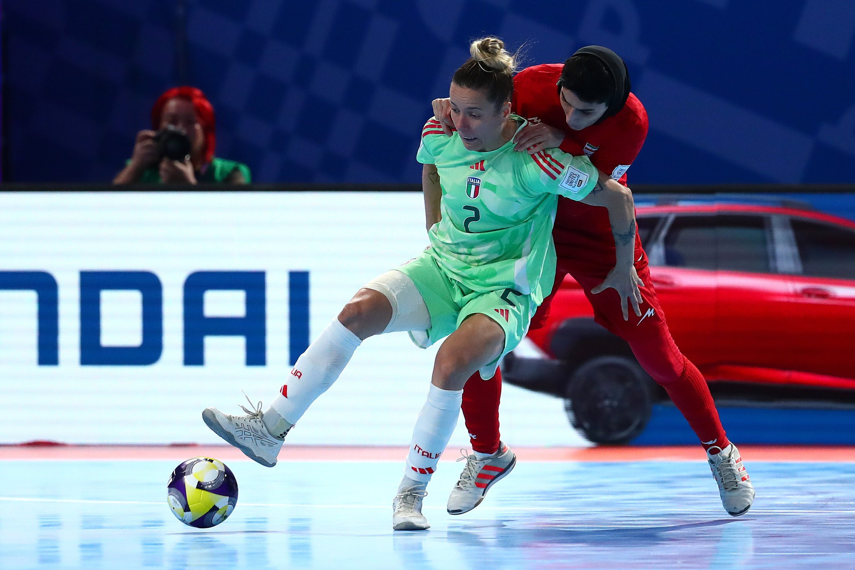 FIFA Futsal Women's World Cup - Group D: IR Iran 1-3 Italy
