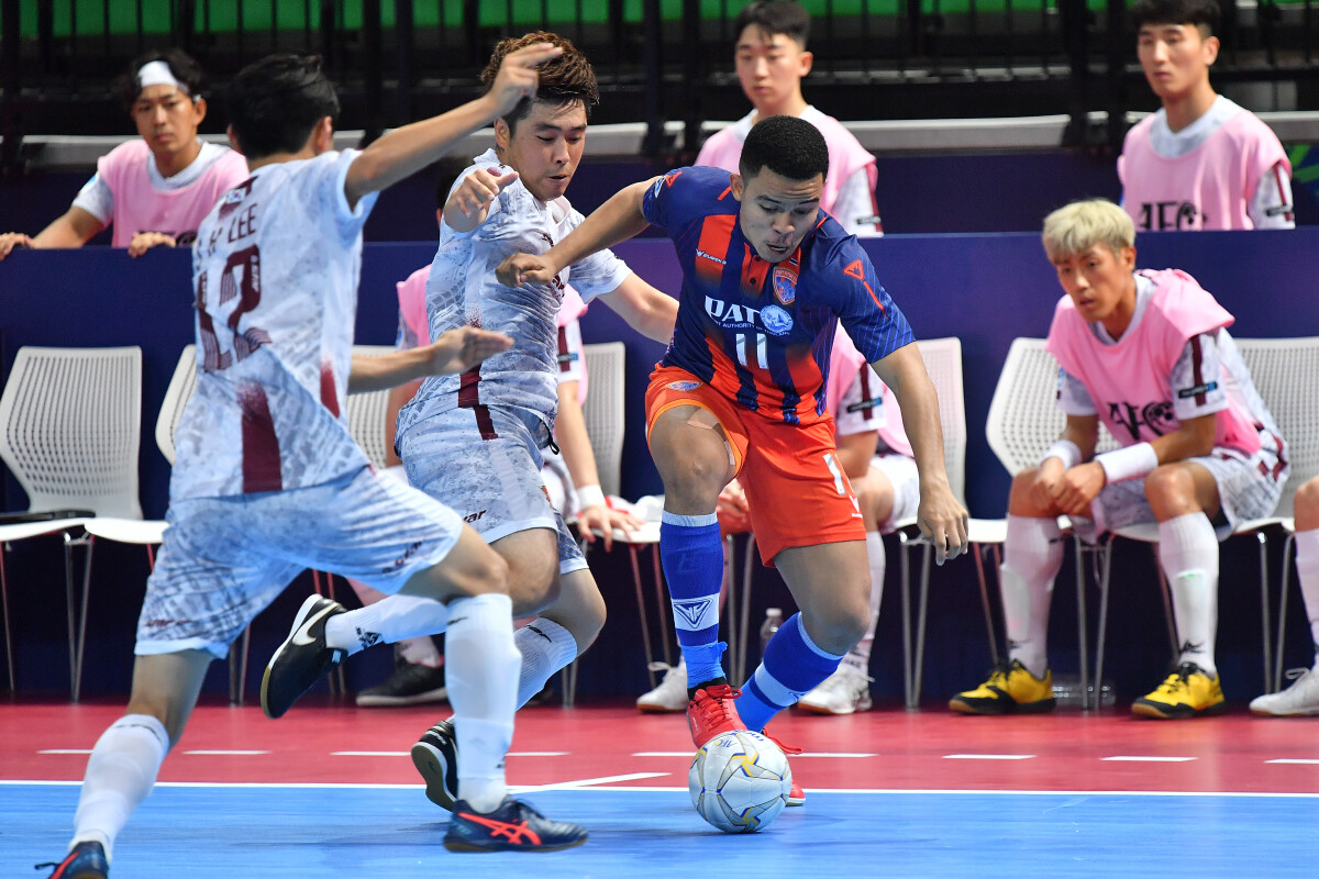 Shenzhen, Port FC lay early marker